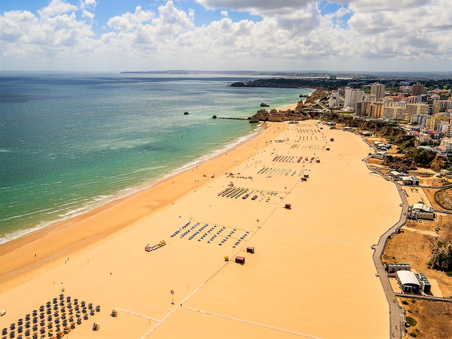 Praia da Rocha volta a ser distinguida com o Prémio Cinco Estrelas Regiões