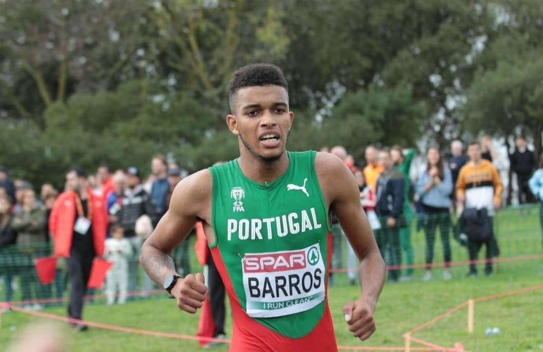 Atleta Etson Barros em coma induzido no Hospital de Faro após acidente ...